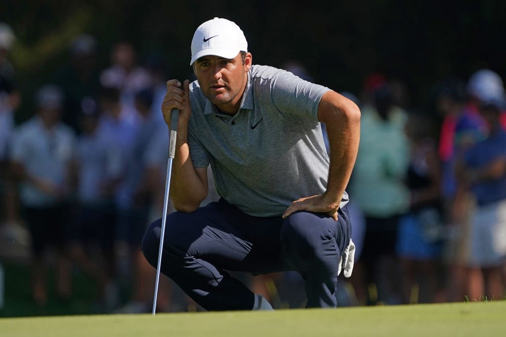 Scottie Scheffler và Matt Fitzpatrick chia sẻ ngôi đầu trước vòng cuối ...